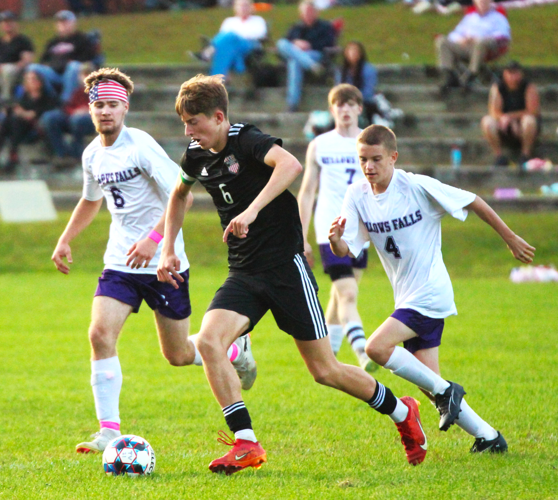 Oyer and McHale help lead Wildcats over Terriers | Sports | reformer.com