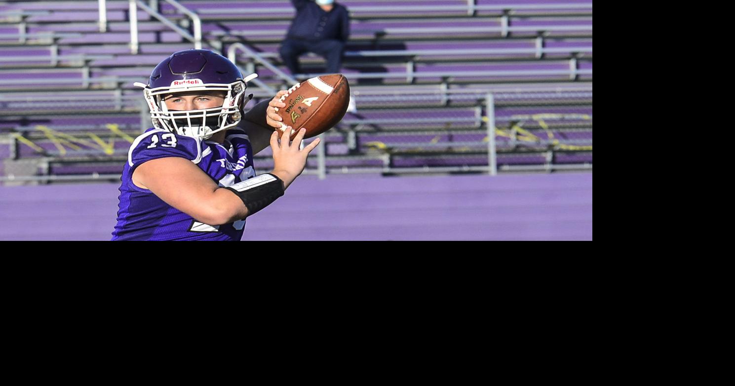 Lockerby throws TD strikes, gets likes | Sports | reformer.com