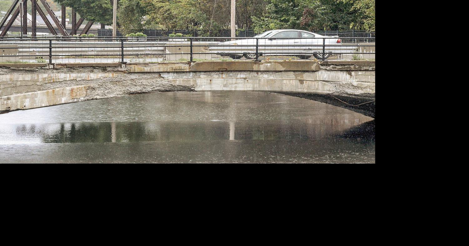 Rockingham board votes for new bridge and pedestrian crossing | Local ...