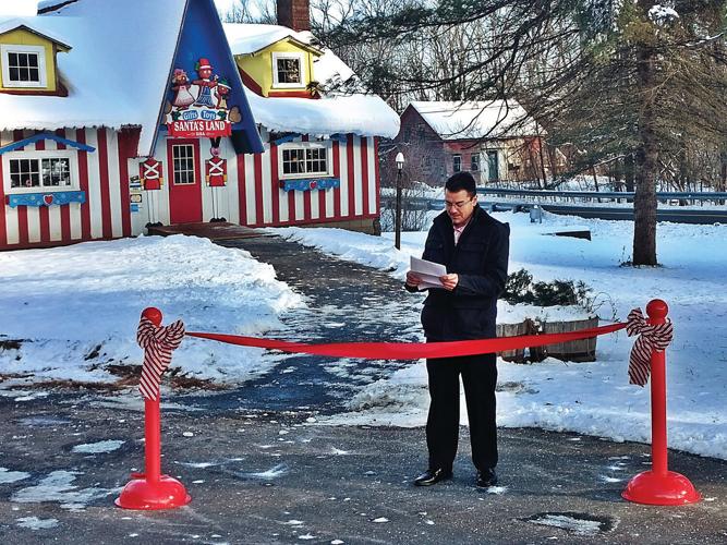 Santa's Land holds ribbon cutting ceremony | Local News | reformer.com