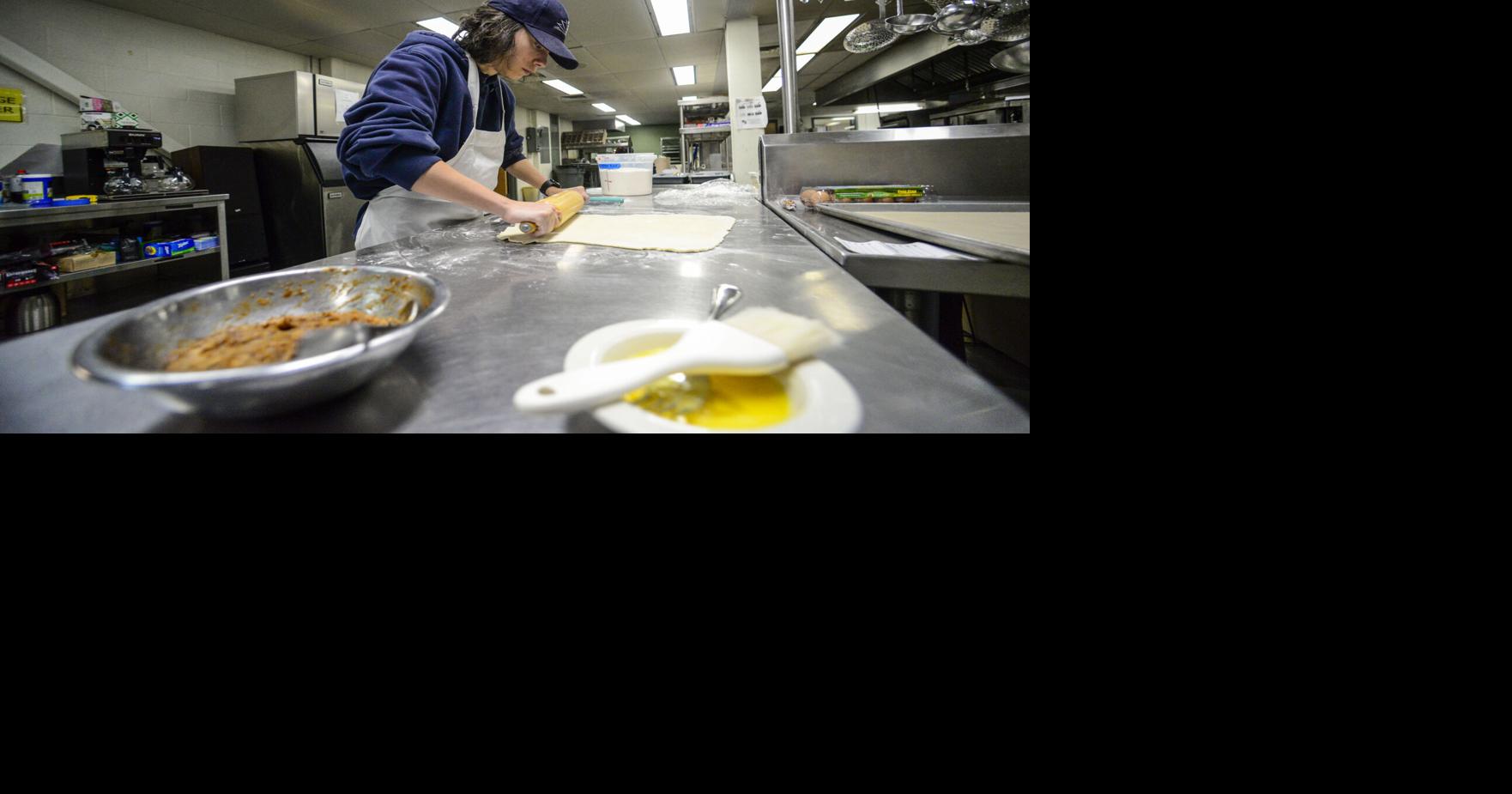 PHOTOS: Cooking up something good | Multimedia | reformer.com
