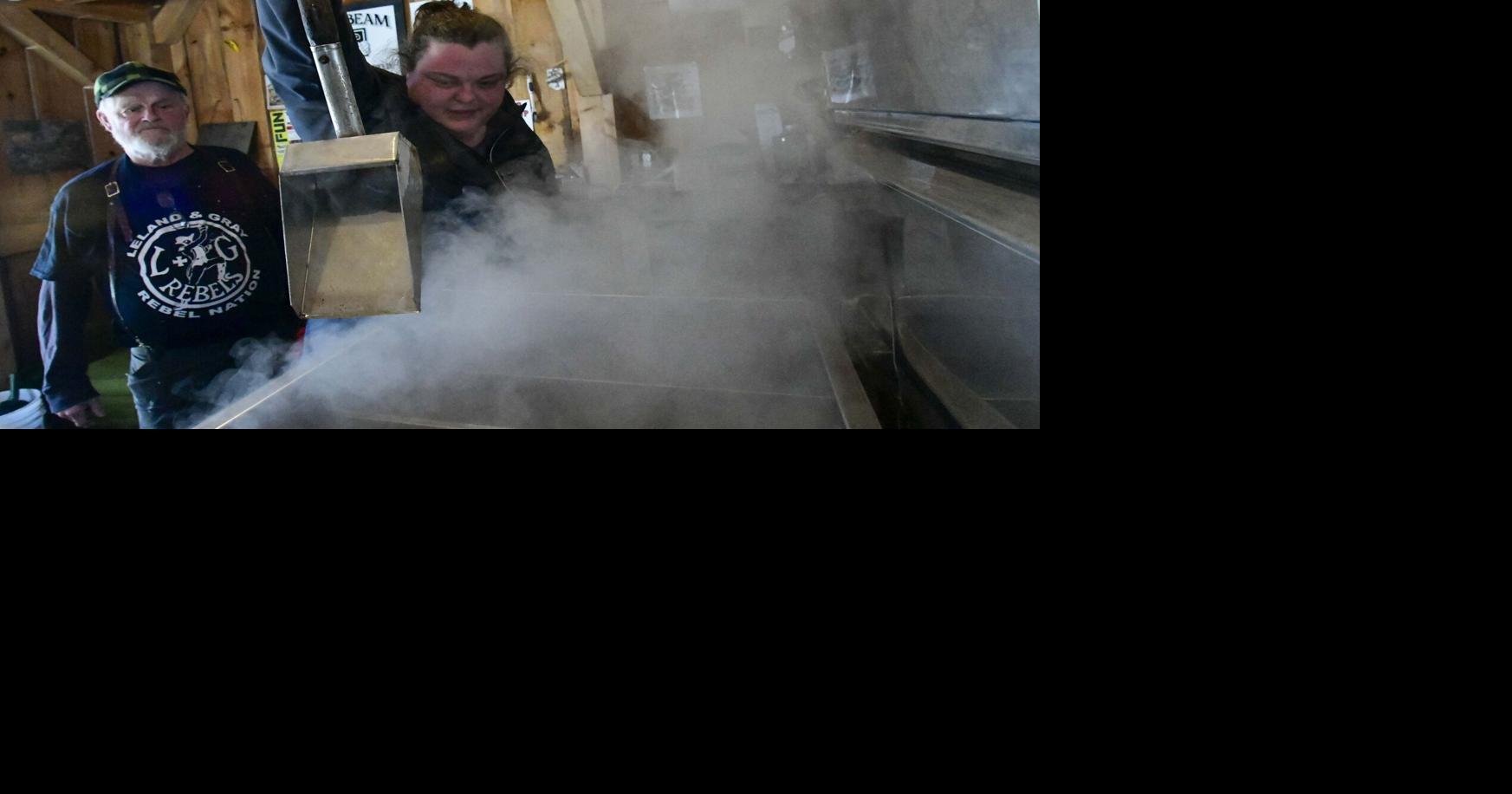 PHOTOS: Backyard sugaring | Multimedia | reformer.com