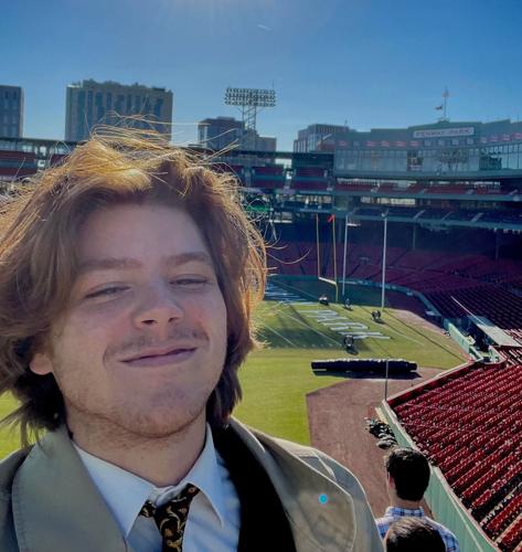 'Red for Threads': College student from West Wardsboro pitches clothing ...