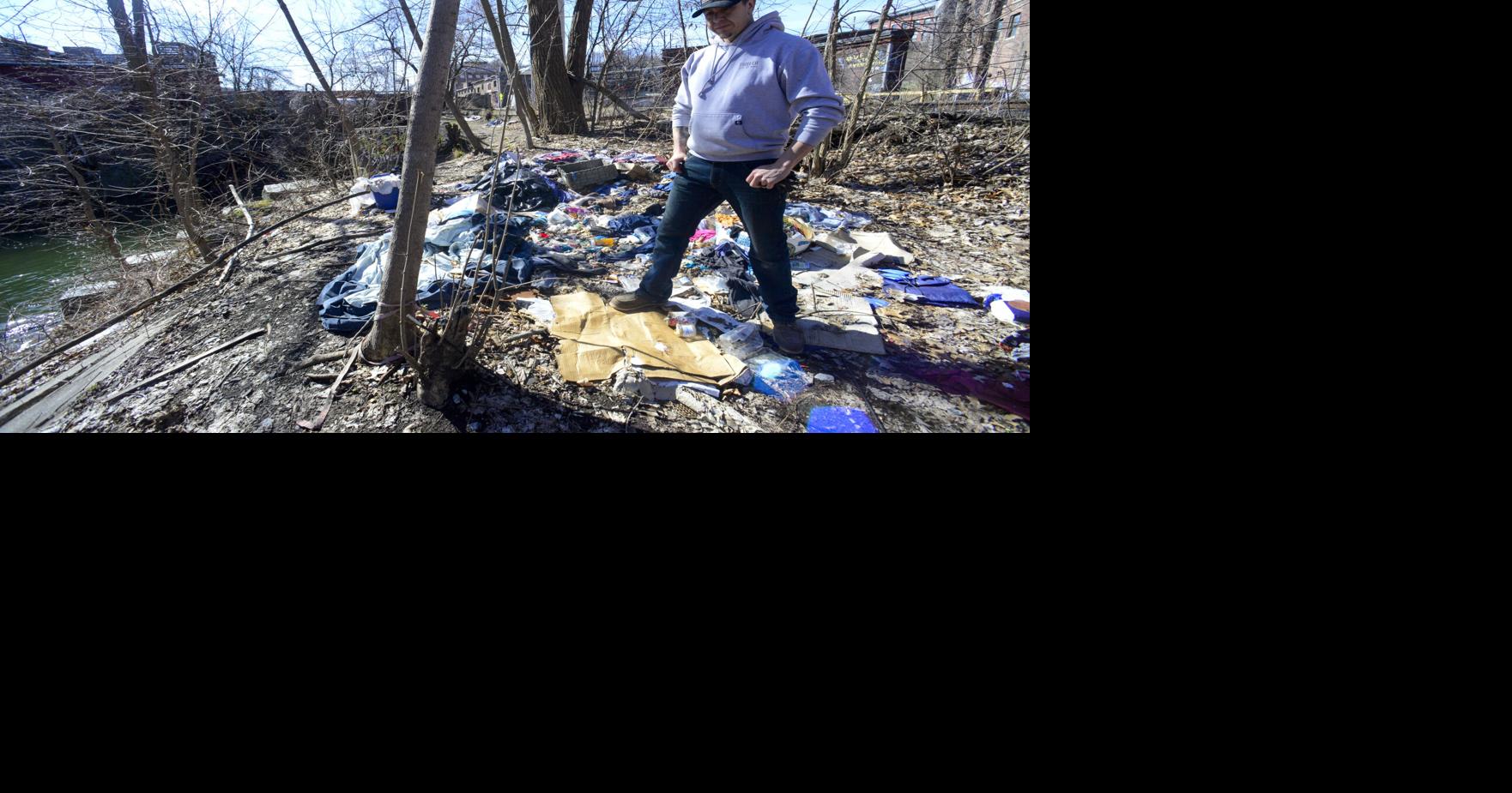 Connecticut River mess cleanup complicated by railroad tracks | Local ...