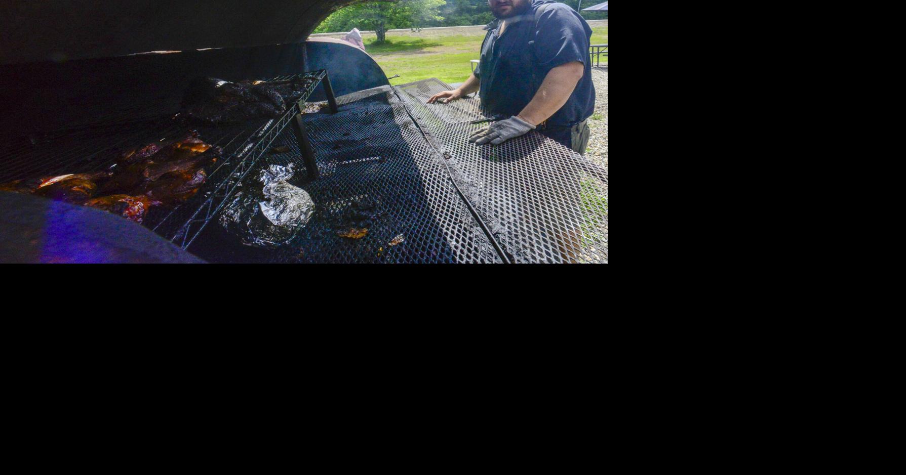 PHOTOS: B.S. Smoking Sauces & BBQ | Multimedia | reformer.com