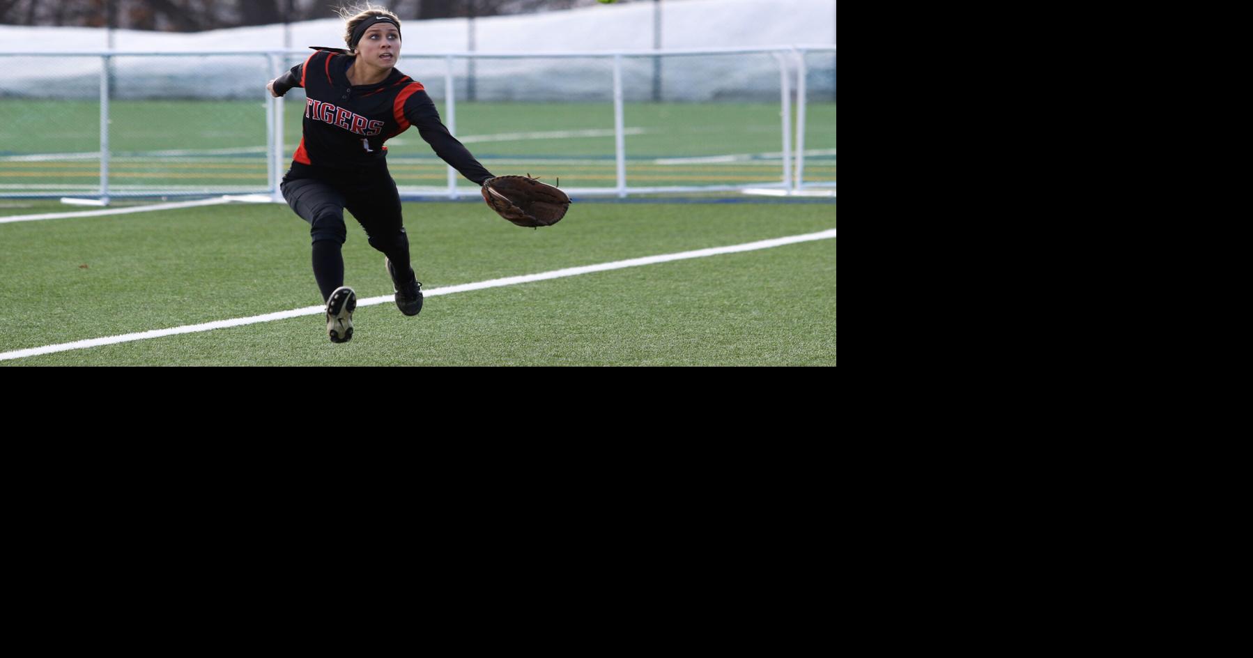 Softball: Tigers start season with extremely young team | Sports ...