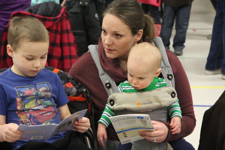 Reading breakfast draws nearly 350 to Pullman Elementary School ...