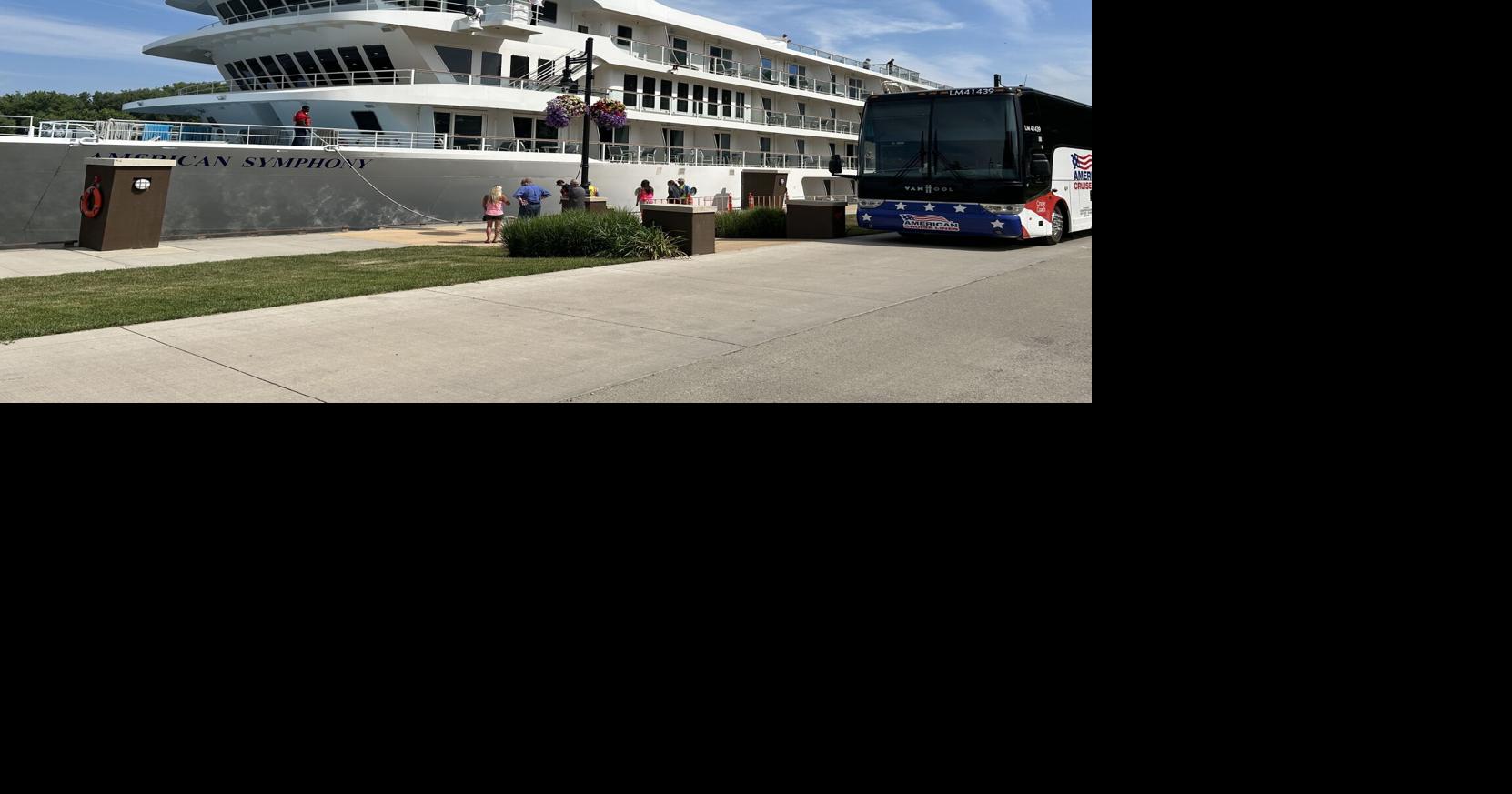 First riverboat of the year arrives | Local News | republicaneagle.com