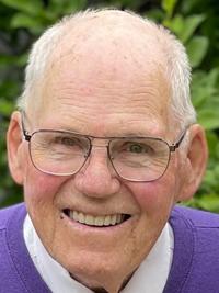 William "Bill" Christianson | Obituaries | republicaneagle.com