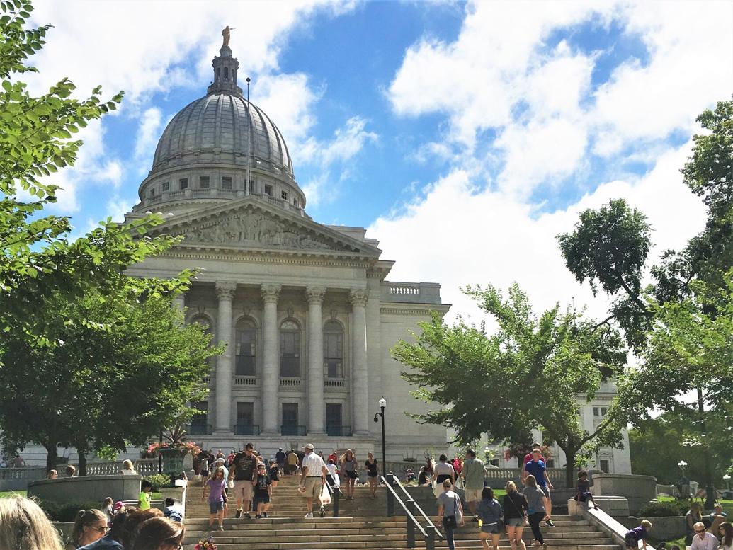 Wisconsin roundup: State says Foxconn ready to build; 9 more state news ...