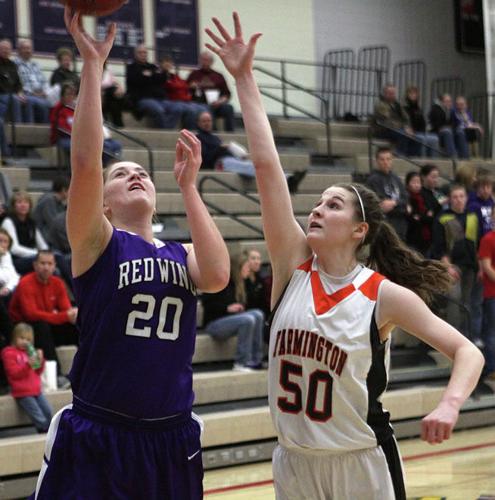 Girls Basketball: Wingers hang on for win | Sports | republicaneagle.com