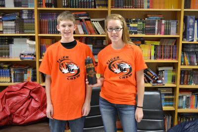 Tiger Crew makes newcomers feel welcome | Local News | republicaneagle.com