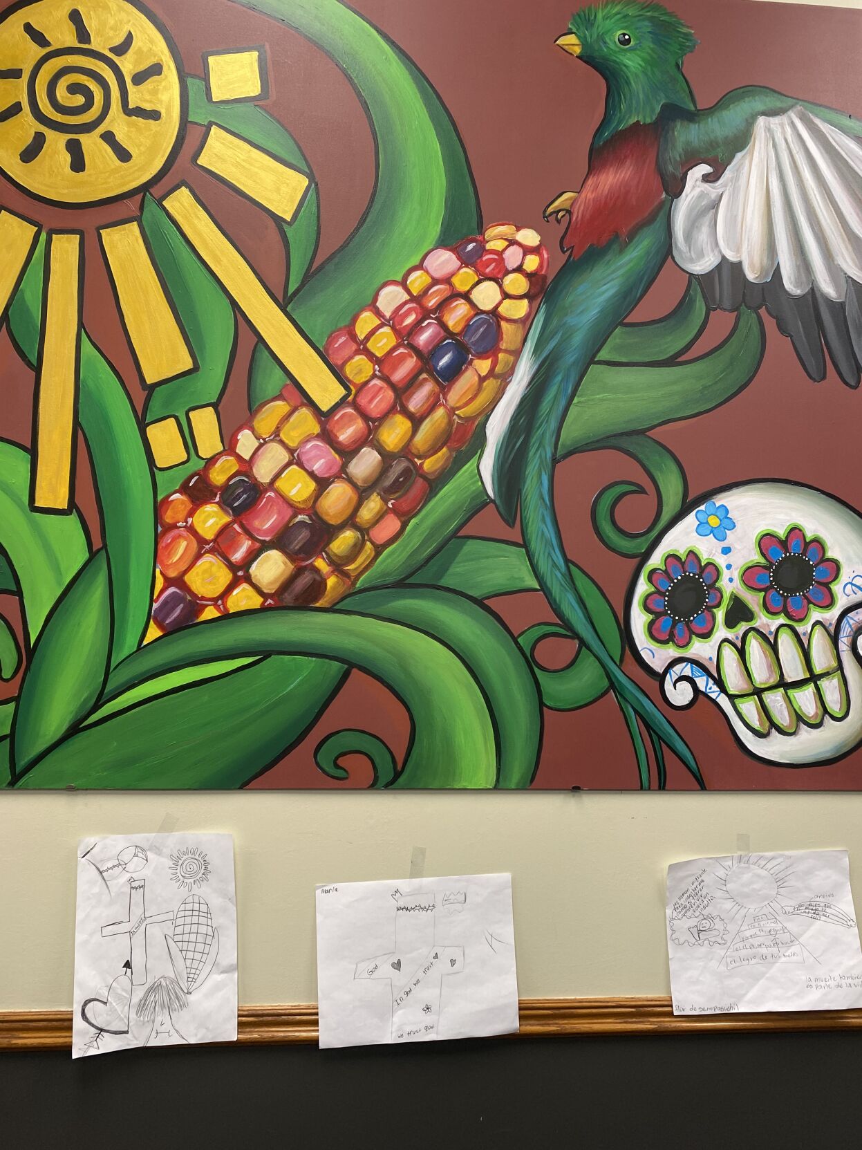 Students collaborate with artists on Hispanic Outreach mural | Local ...