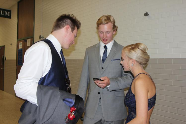 A quick fix before prom night | Things To Do | republicaneagle.com