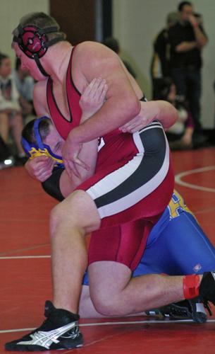 SVE wrestlers lead division, Farr and Webb in semifinals | Sports ...