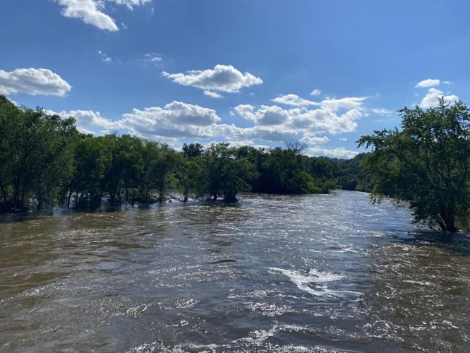 'Unhinged': Cannon River crests, Mississippi River crest still to come ...
