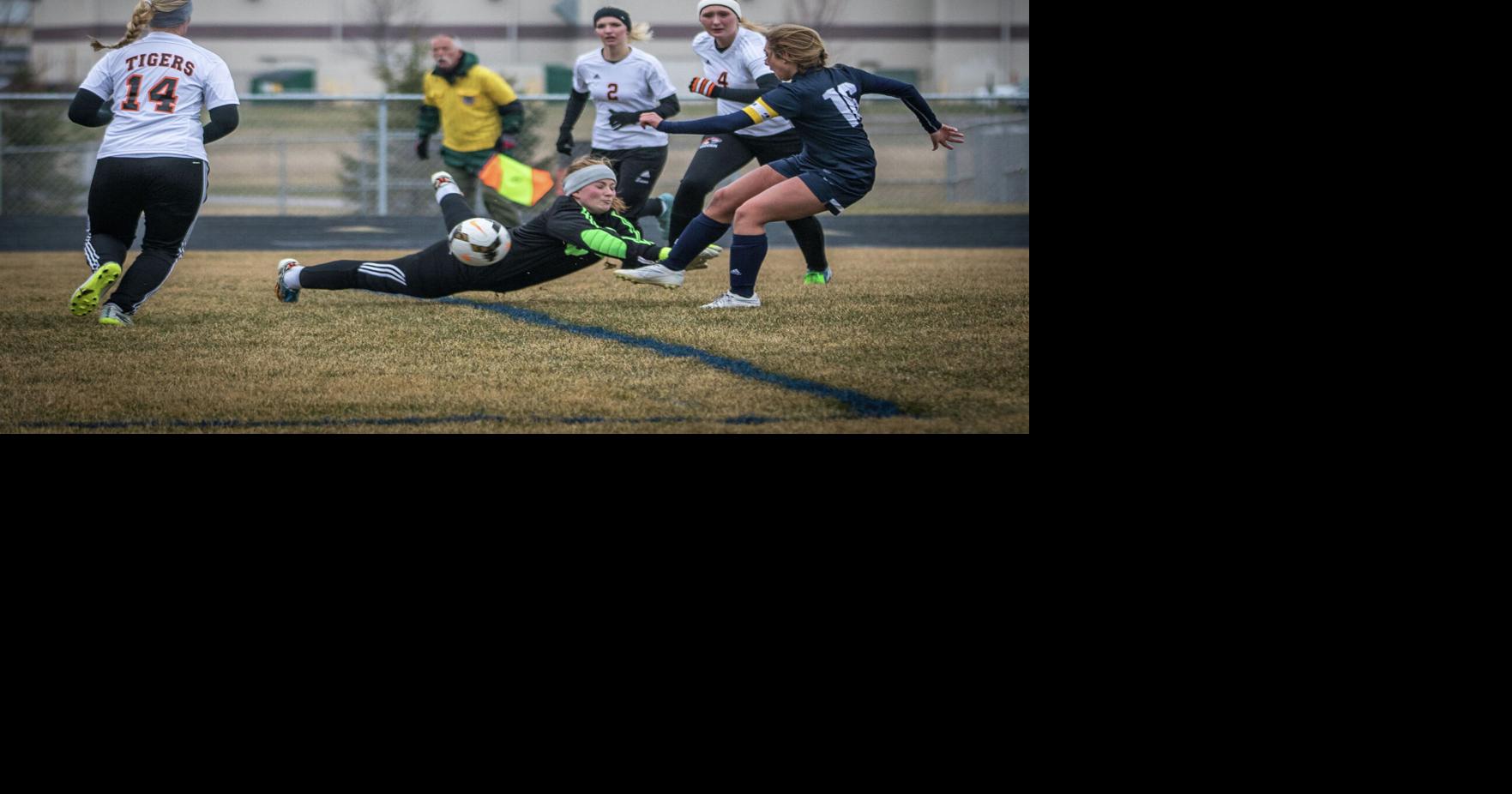 Raider soccer team kicks off spring with a win | Sports ...