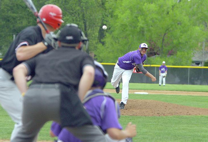 Baseball: Wingers rocked by John Marshall | Sports | republicaneagle.com