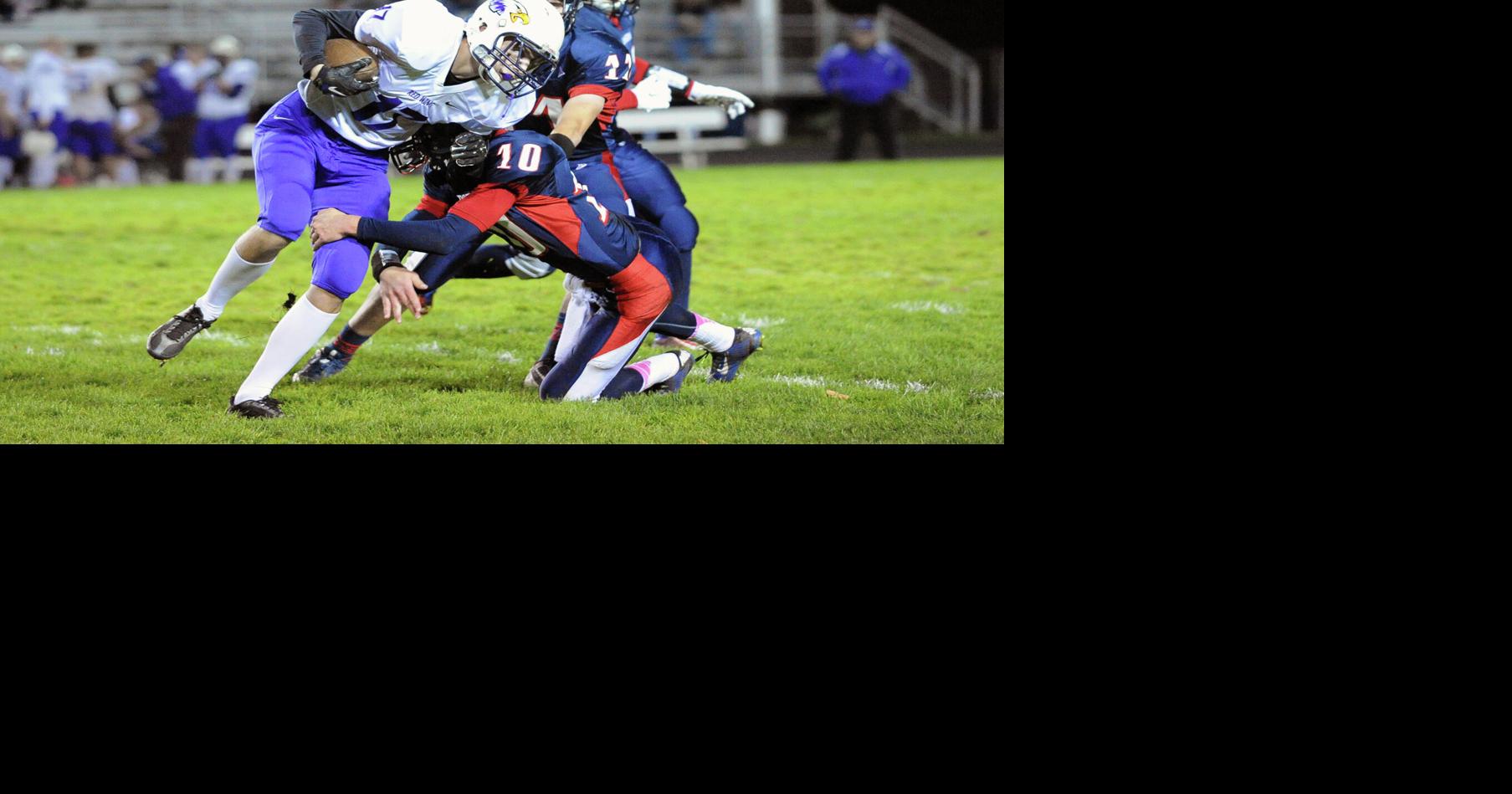 Football: Wingers blow out Albert Lea | Sports | republicaneagle.com