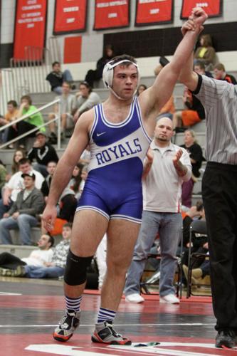 Five Royals wrestlers roar way to State | Sports | republicaneagle.com