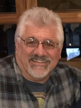 Steve Carlson | Obituaries | republicaneagle.com