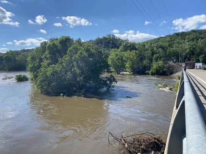 'Unhinged': Cannon River crests, Mississippi River crest still to come ...