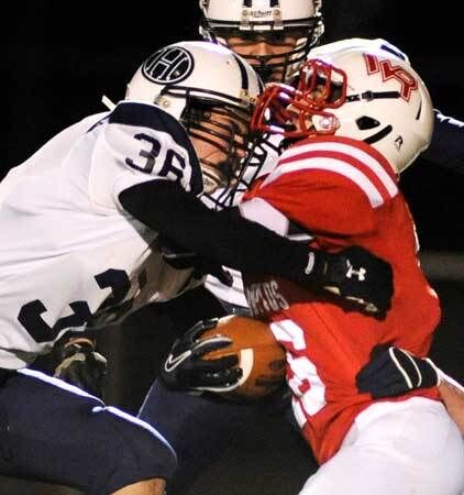 Football: Raiders' season ends at Rapids | Sports | republicaneagle.com