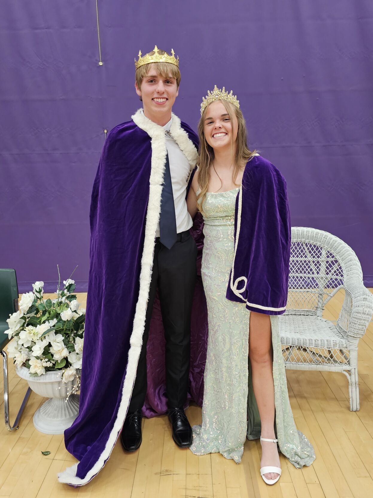 Red Wing homecoming king, queen chosen | Local News | republicaneagle.com