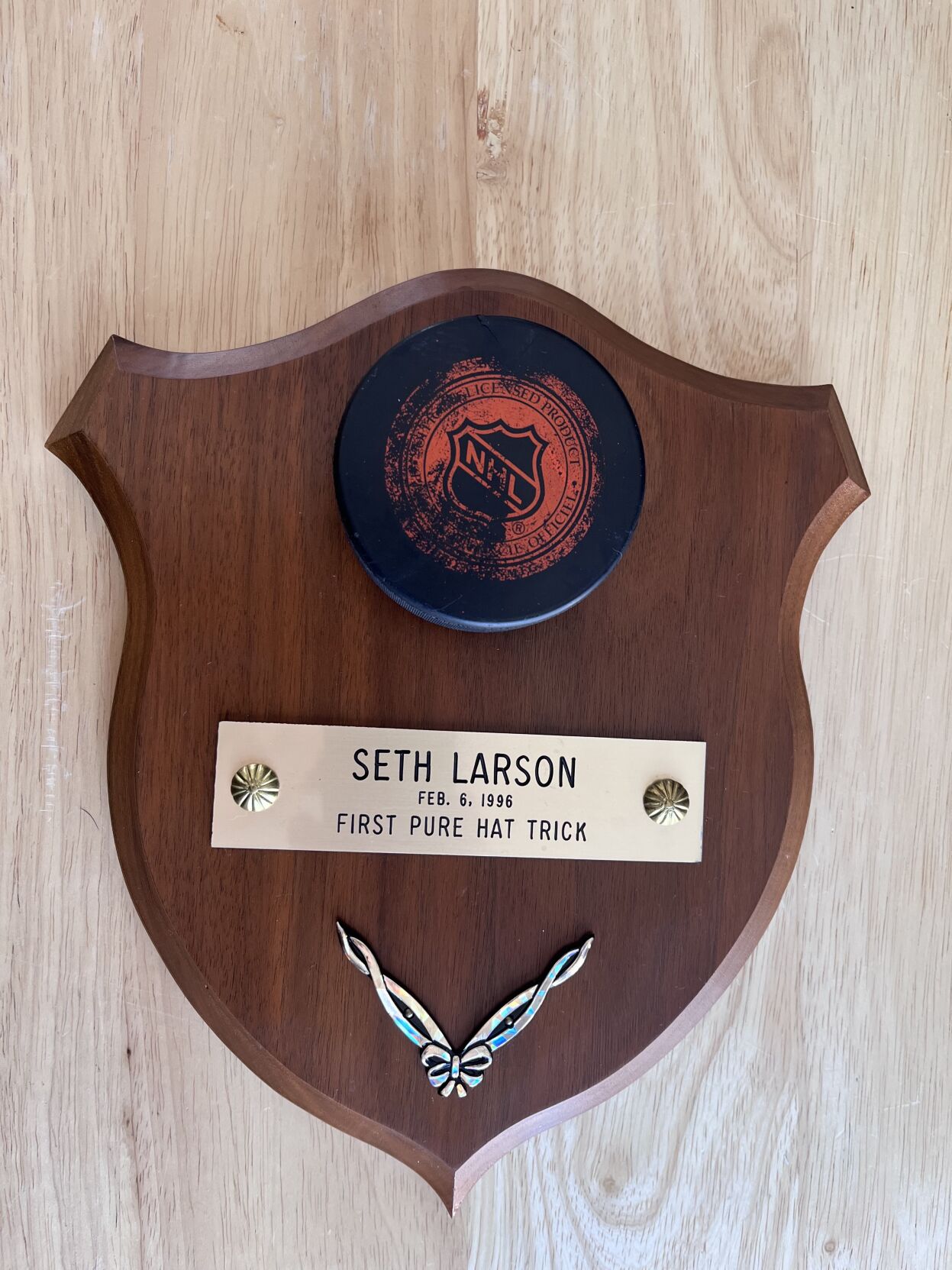 Woman delivers plaque made by grandfather in 1996 | Local News ...