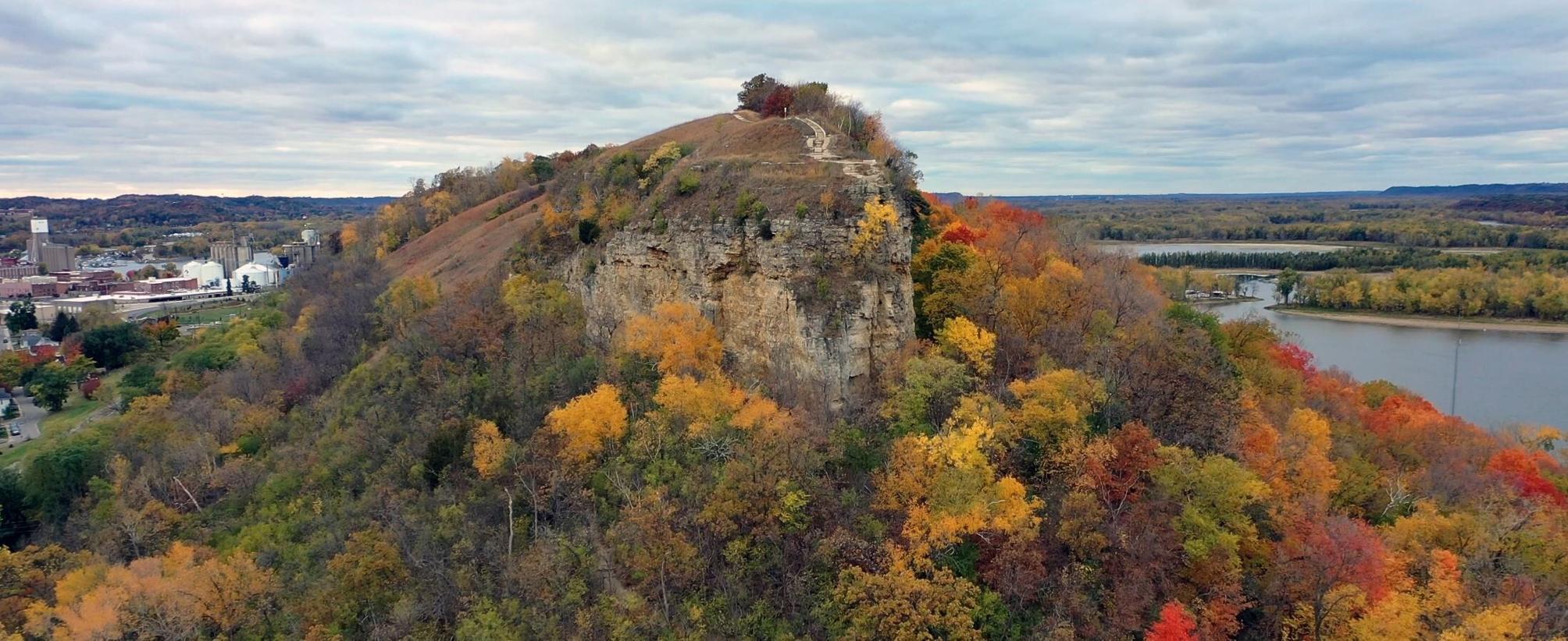 Dangers of He Mni Can-Barn Bluff | Local News | republicaneagle.com