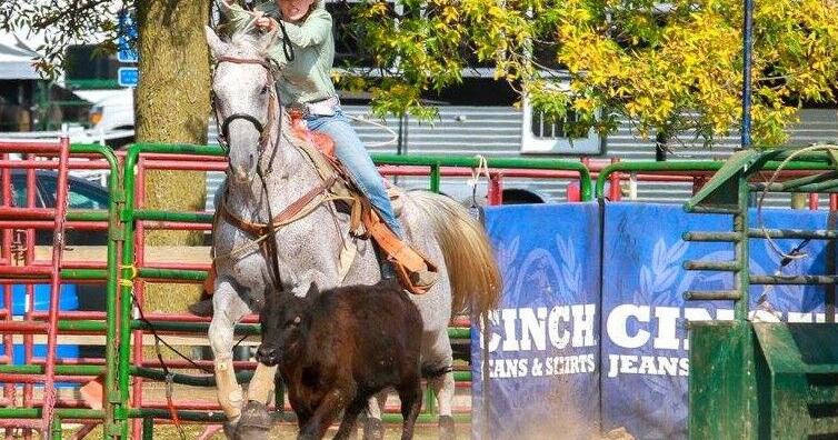 The family who rodeos together stays together | Things To Do ...