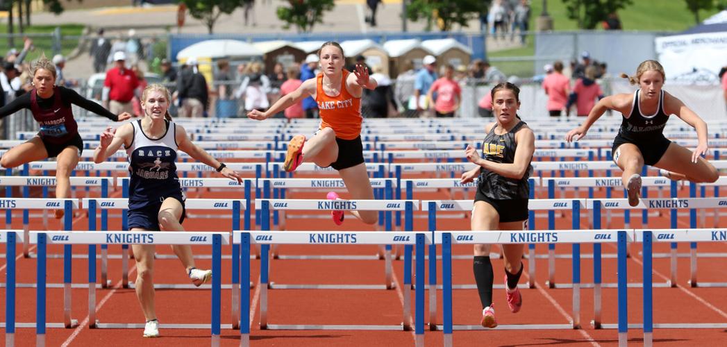 Goodhue's Reed qualifies for 200-meter final | Sports | republicaneagle.com