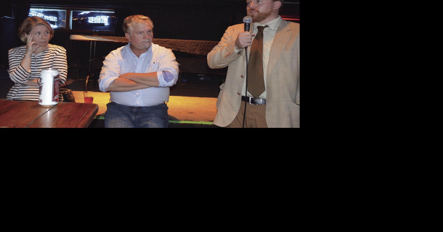 TC candidates, residents mingle at Ocean Mist | Narragansett Times ...