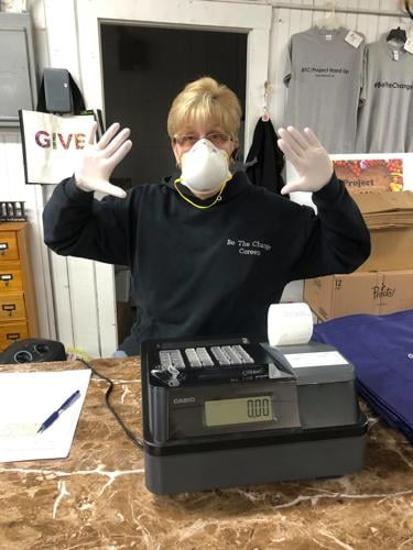 Project Hand Up volunteers working to keep families fed | Kent County ...