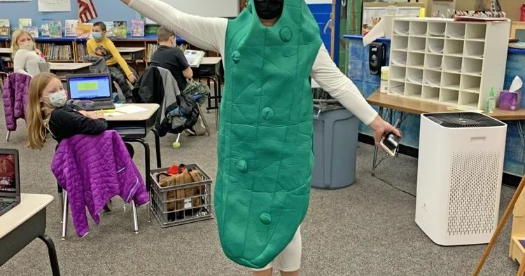 Winners receive ‘pea kits’ at school veggie challenge | Local News ...