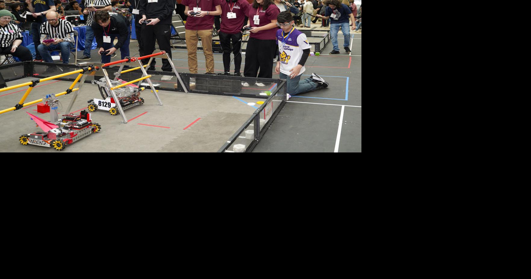 Bot Battlers | East Greenwich Pendulum | ricentral.com