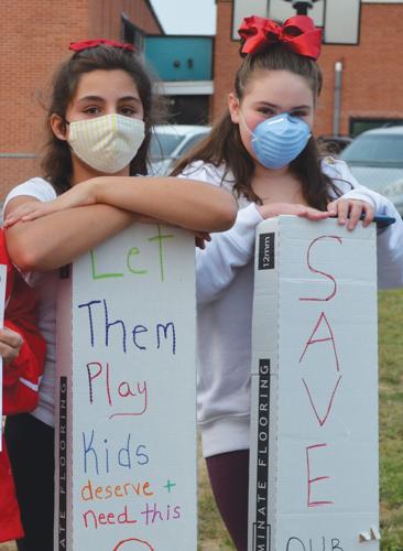 CHS, ASFMS students protest cuts to athletics, extracurriculars, awards ...