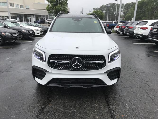 2020 Digital White Metallic Mercedes-Benz GLB