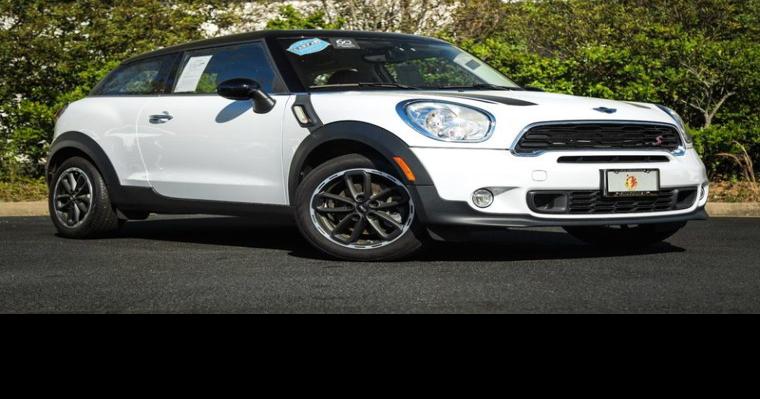 2015 Light White MINI Cooper Paceman