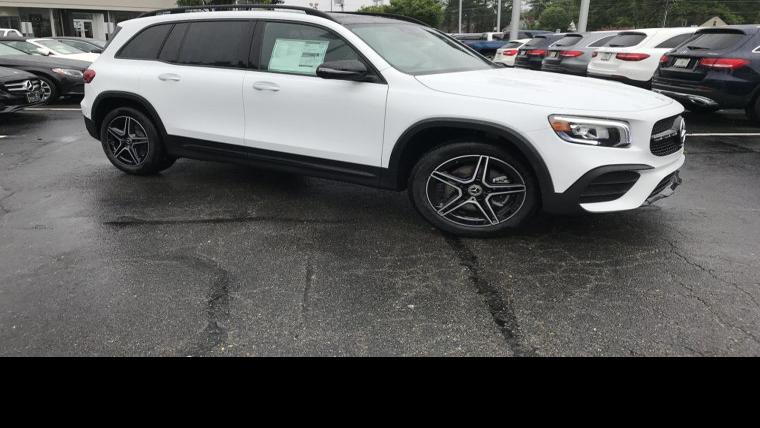 2020 Digital White Metallic Mercedes-Benz GLB | SUVs | richmond.com