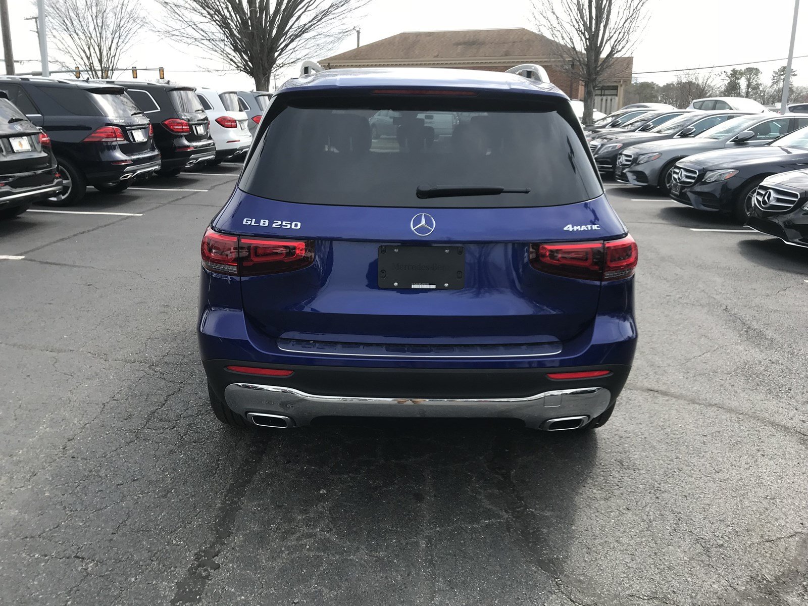 2020 Galaxy Blue Metallic Mercedes-Benz GLB | SUVs | richmond.com