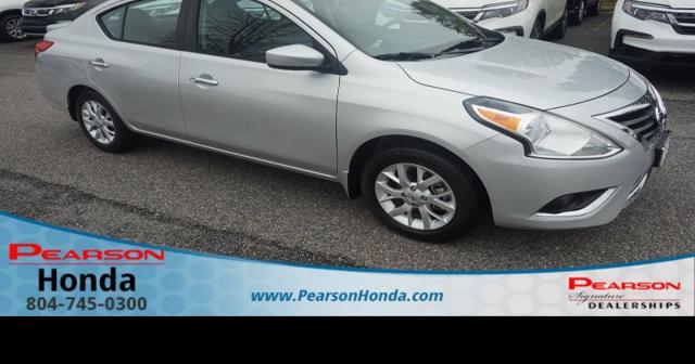 2016 Brilliant Silver Nissan Versa