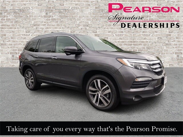 2018 Modern Steel Metallic Honda Pilot