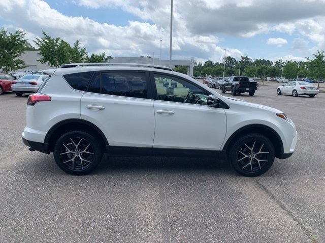 2017 Super White Toyota RAV4