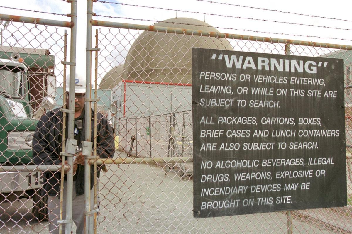 Surry nuclear reactor shut down to repair steam leak