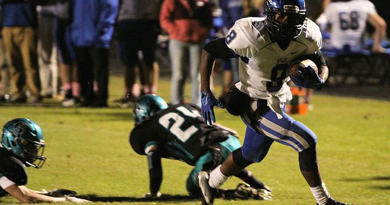Atlee at Glen Allen football