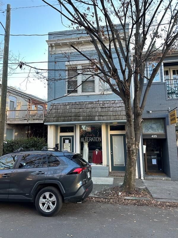 Commercial real estate listings for Richmond, Va.