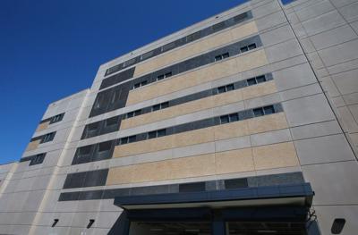 Advocates call for release of nonviolent inmates awaiting trial as ...