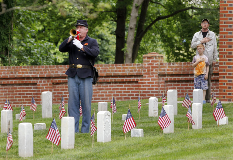 Union dead honored at Fort Harrison ceremony