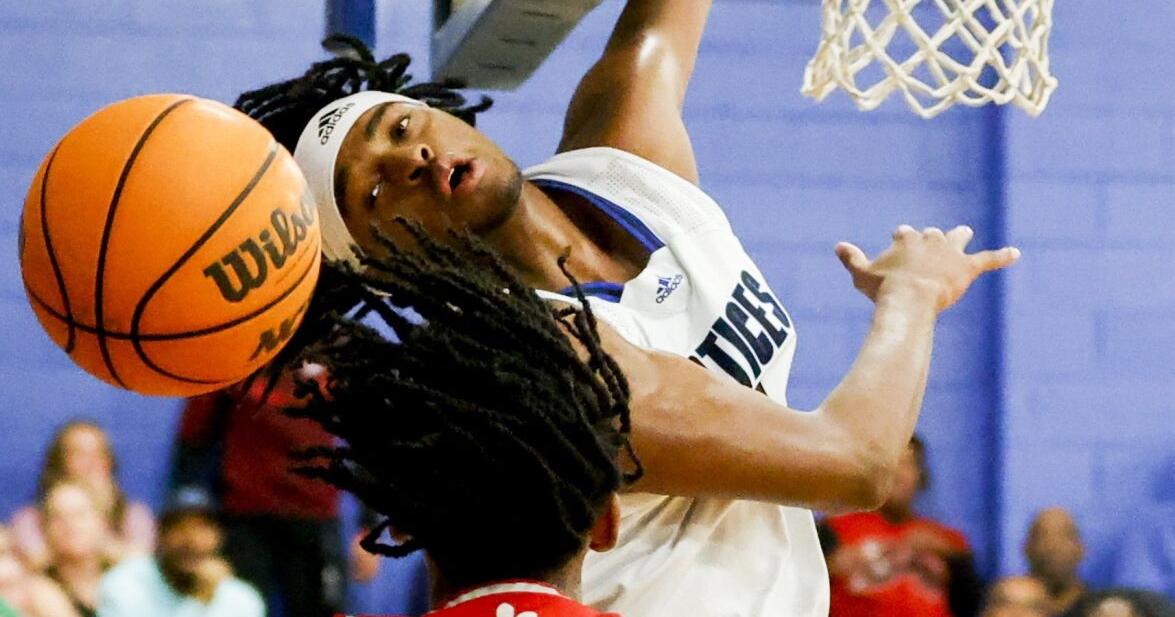 PHOTOS: John Marshall dominates St. Christopher's